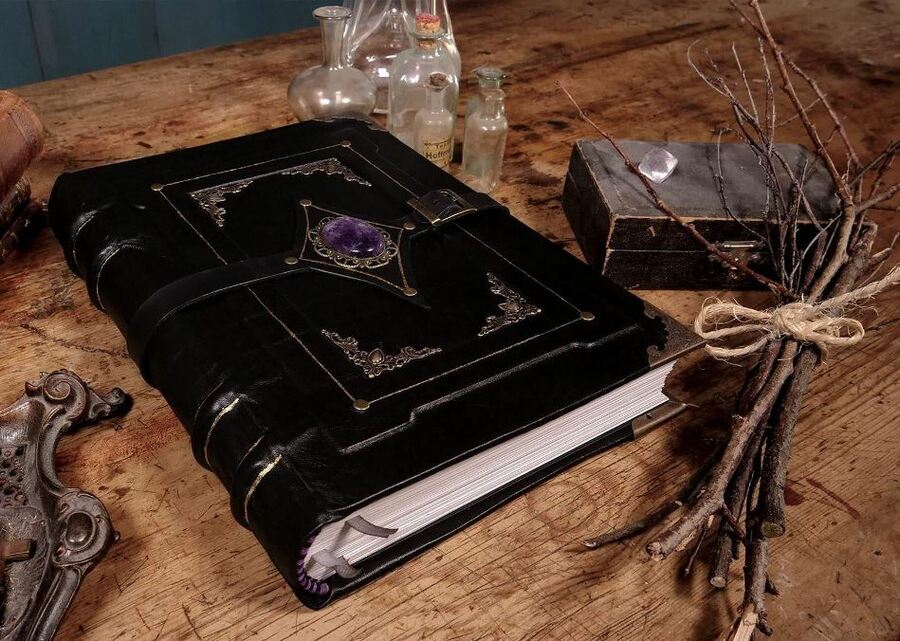 Пазл «Гримуар Эстетика» из 176 элементов | Собрать онлайн пазл №280459